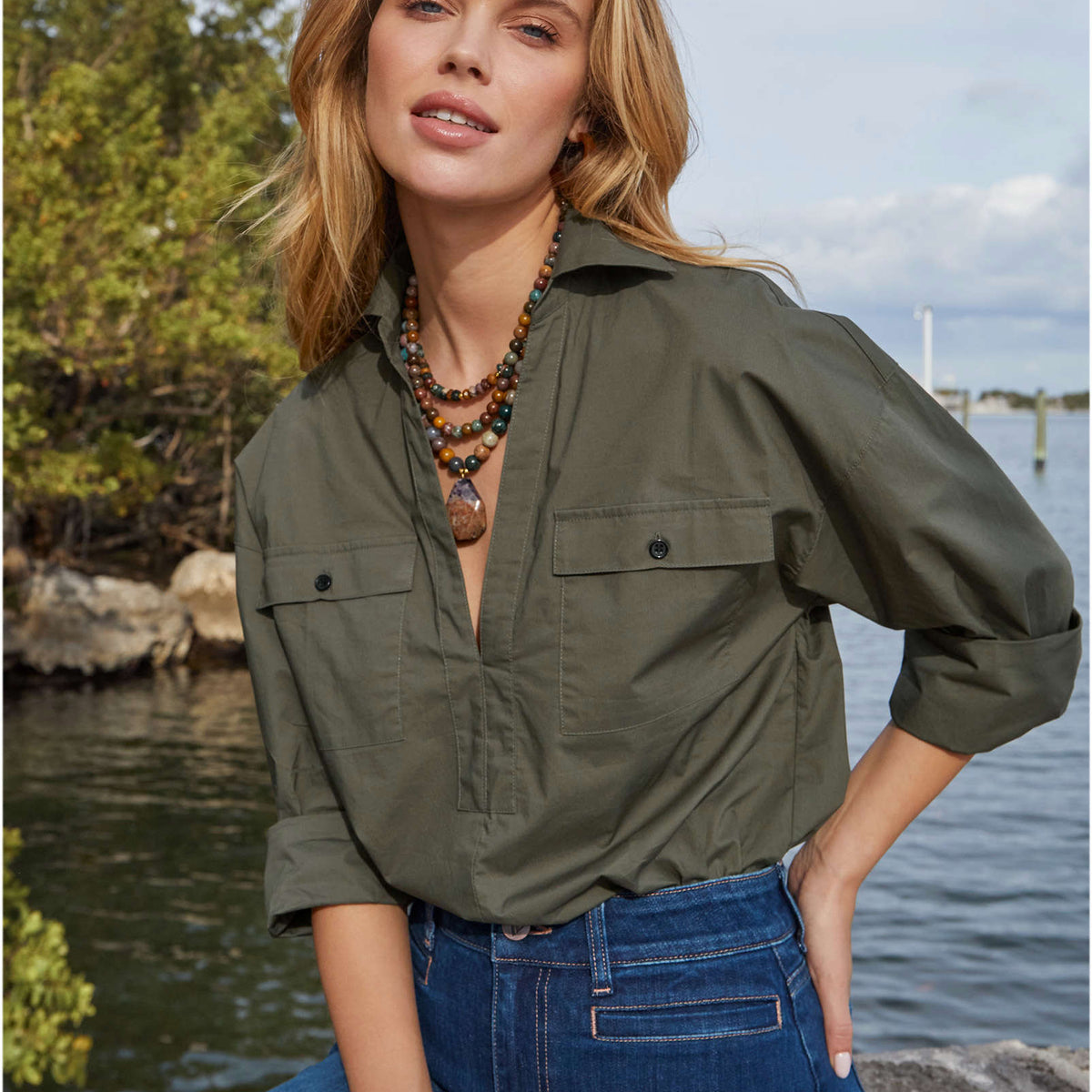 V-Neck Oversized Shirt - Olive – VENUS