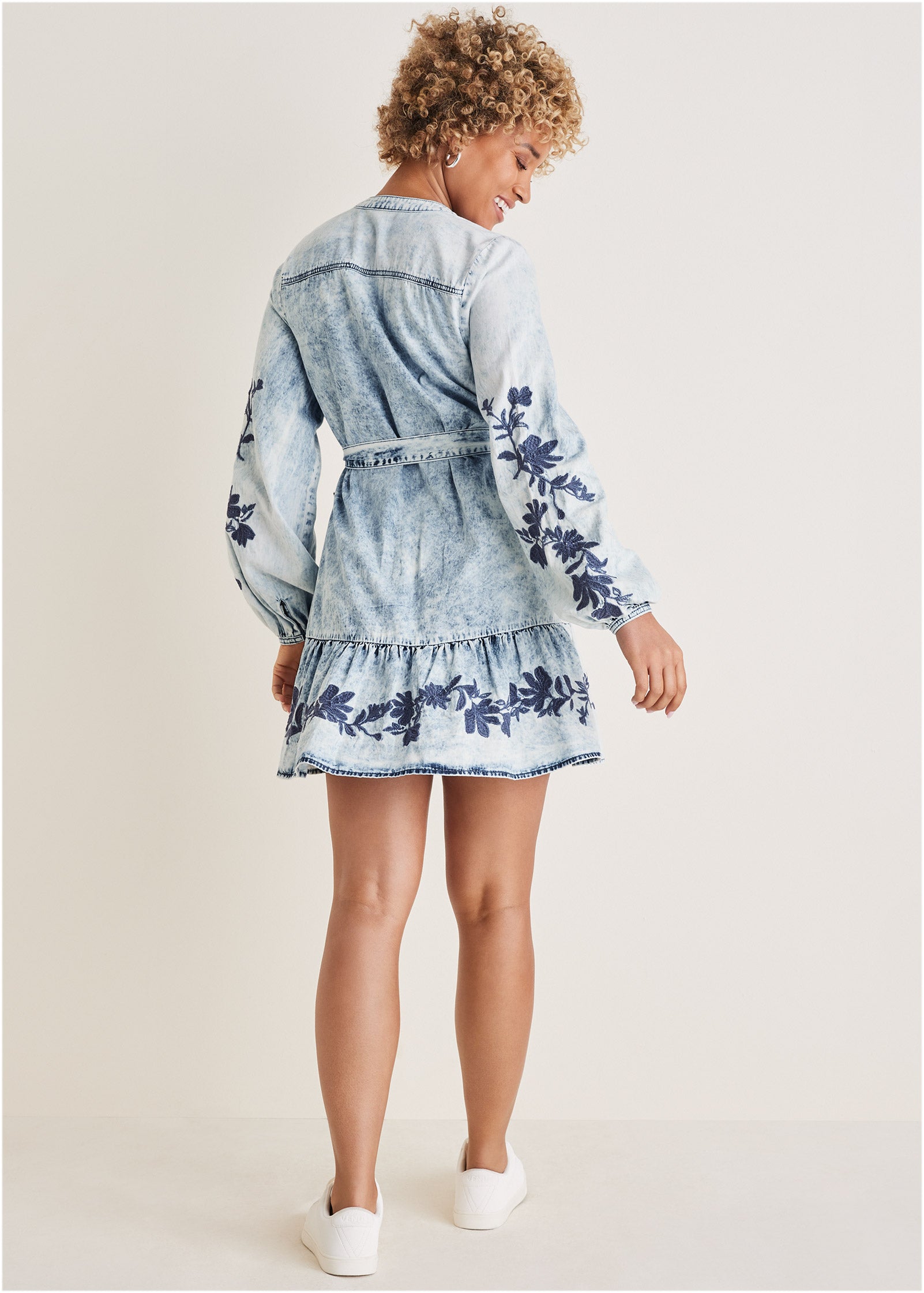 Embroidered Denim Dress - Acid Wash – Venus Fashion