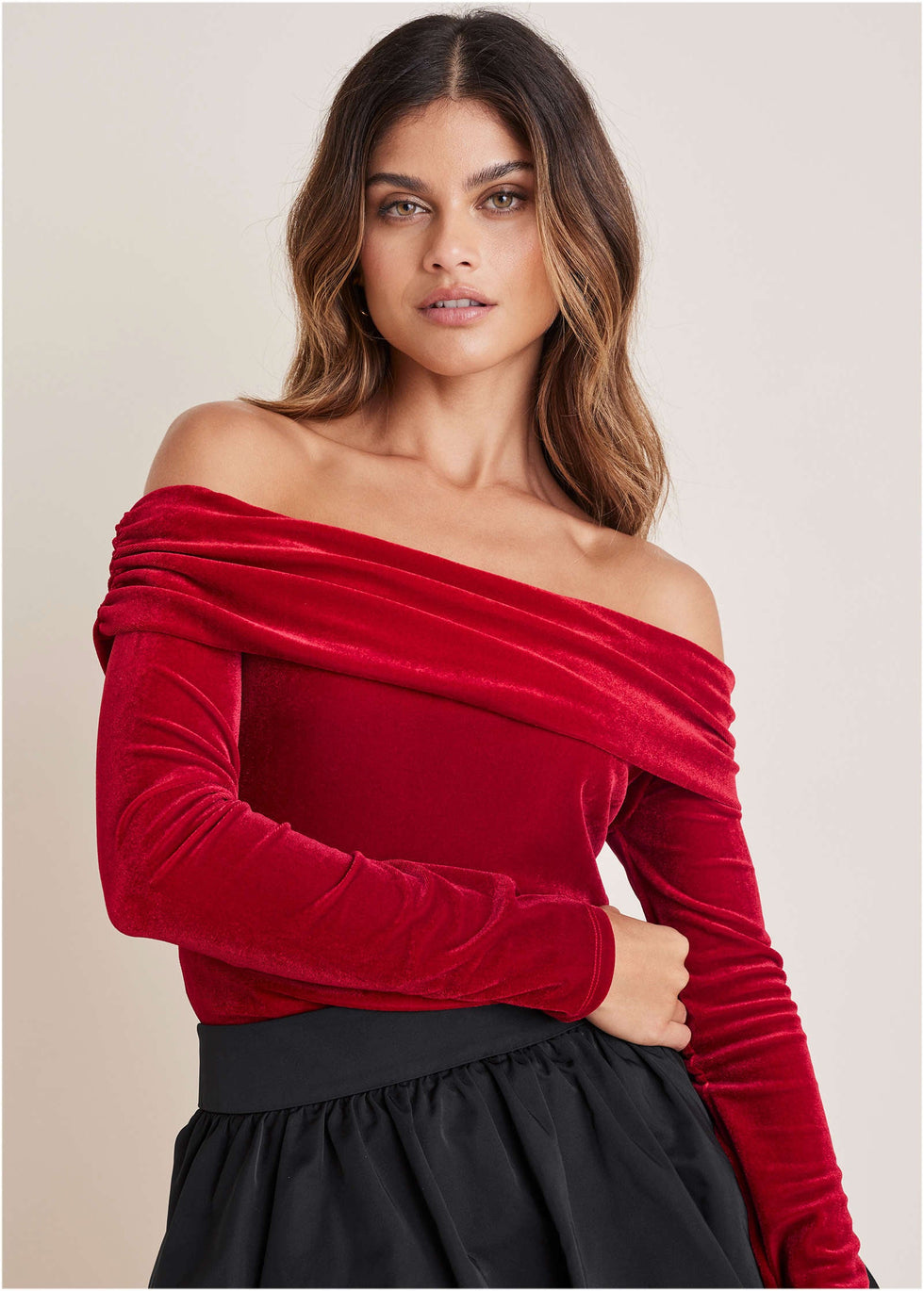 Off-The-Shoulder Velvet Top - Haute Red – Venus Fashion