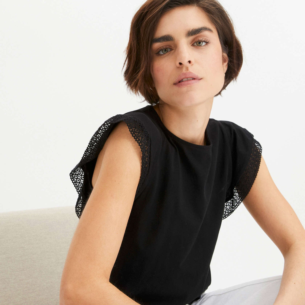 Lace Sleeve Top - Black – VENUS