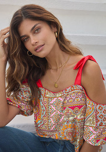 Cute Long Sleeve Tops for Women – Blouses & Shirts | VENUS